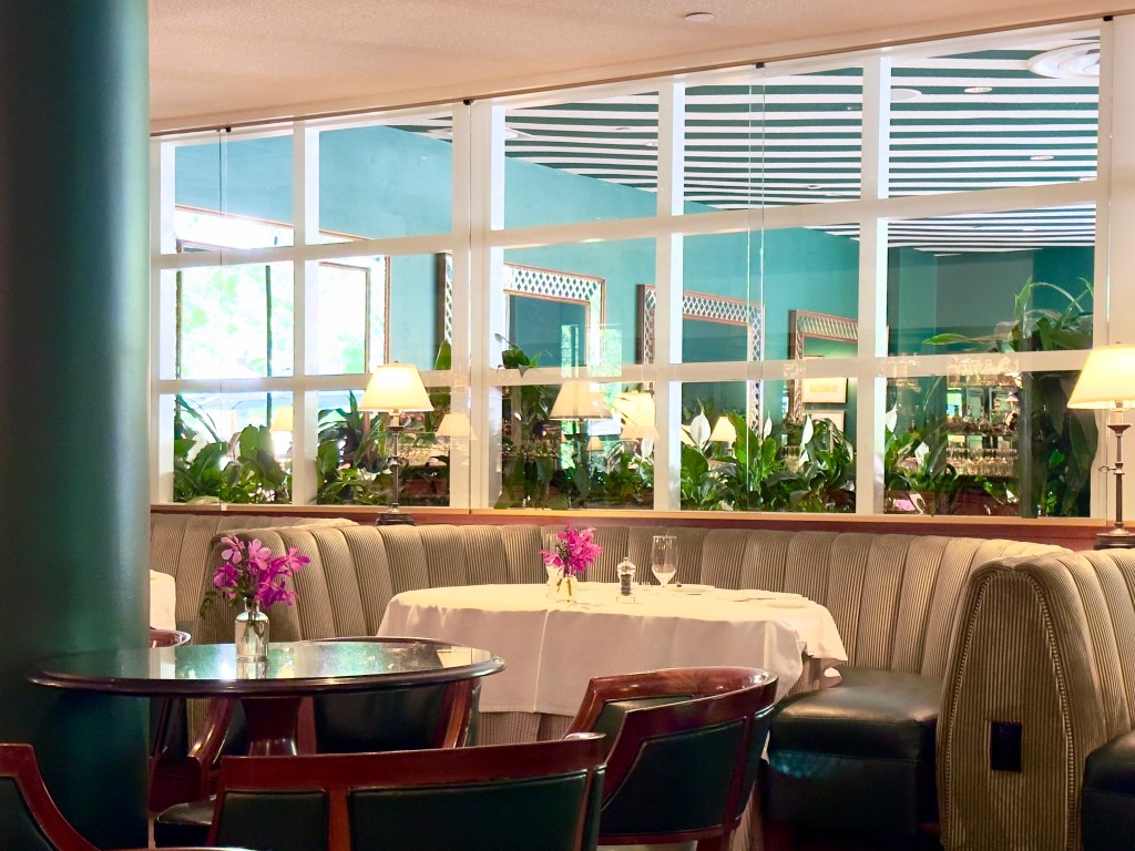 The Polo Lounge, Beverly Hills – Midnight to Paris